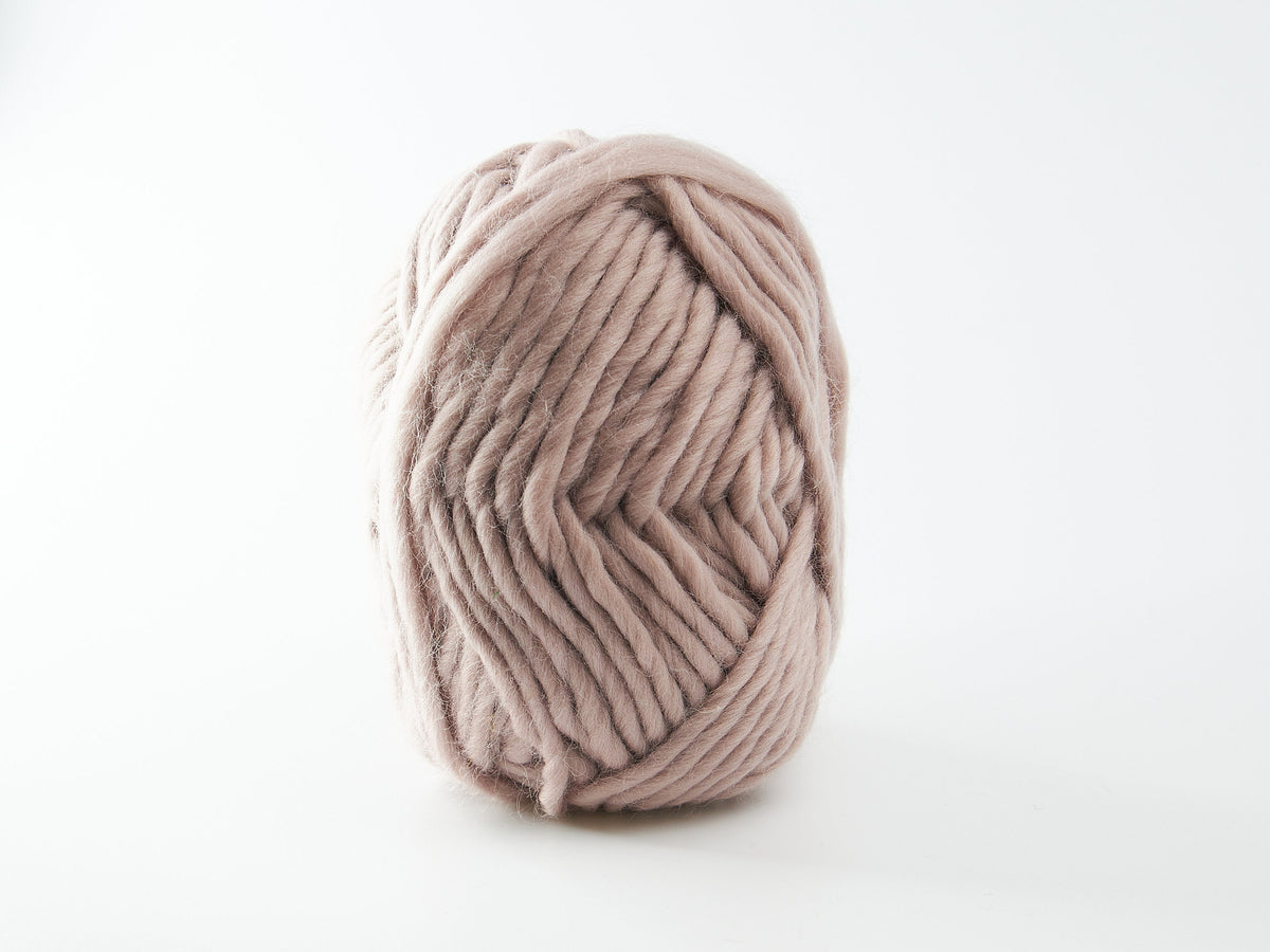 Super Chunky Merino Wool 100g ball in beige, Sustainable